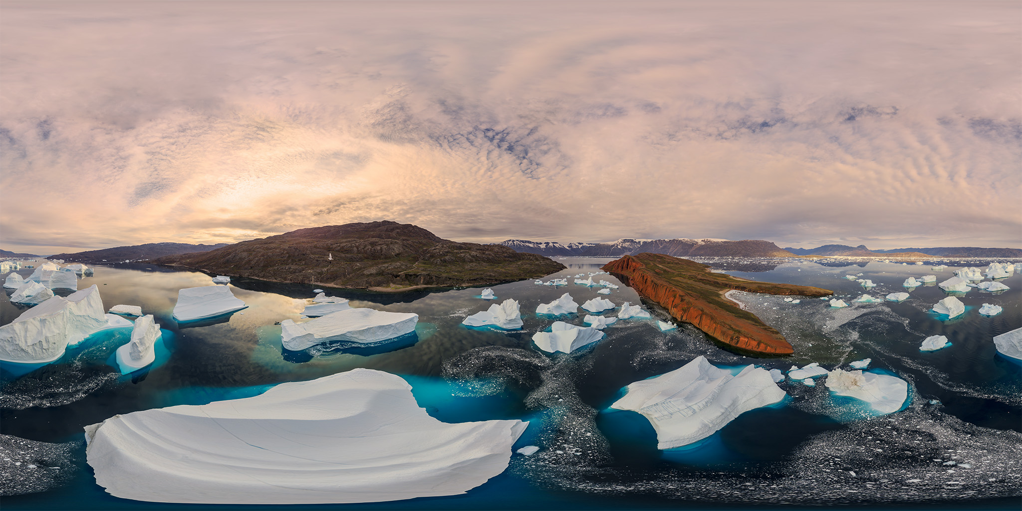 Red Island sunrise - OliHar.com